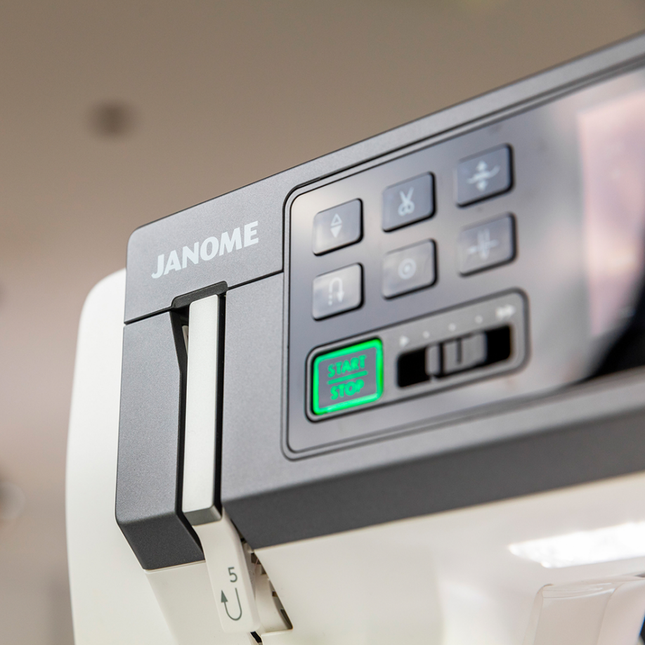 Janome Continental M17 - Stofflykke.no